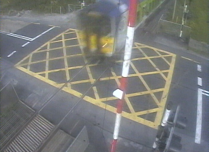 Near miss at Ballymurray Level Crossing XM075 between Manulla Junction ...